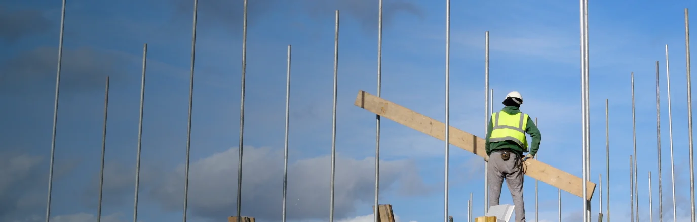 Everything You Need To Know About Lone Worker Safety Device | SafeTCard